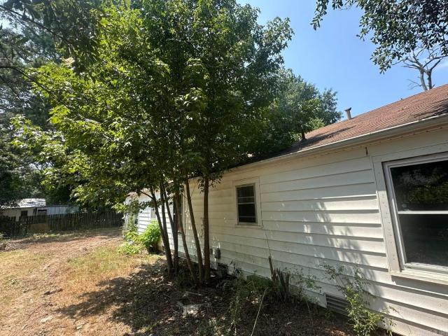 1007 E Sullenberger Avenue
