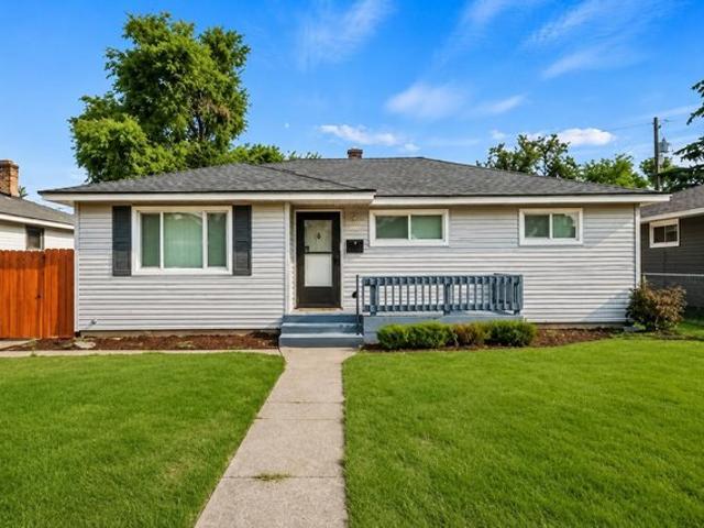 1007 E Walton St, Spokane, WA 99207