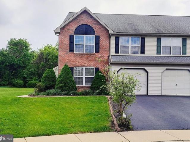 1007 Felix Ct, Reading, PA 19605