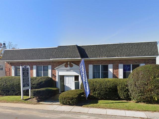 1007 Glen Cove Avenue 104