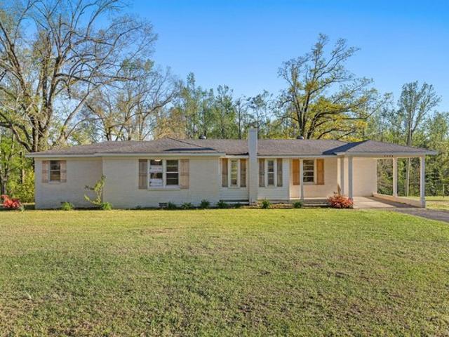 1007 Hatchie St, Booneville, MS 38829