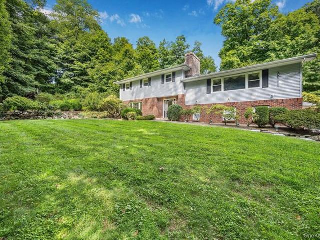 1007 Haverstraw Rd, Suffern, NY 10901