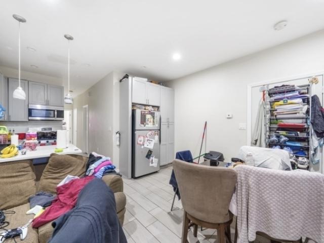 1007 Julia St