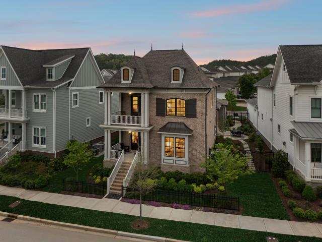 1007 Kathryn Ave, Franklin, TN 37064 | MLS #3178 | Compass