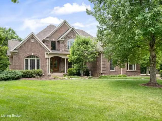 1007 KENZELI CT, LOUISVILLE, KY 40245 Single Family Residence.