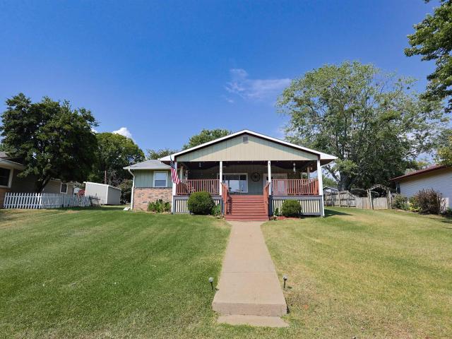 1007 Lakeside Drive