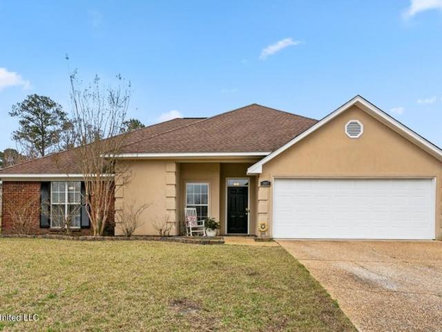 1007 Stonehendge Dr, Brandon, MS 39042