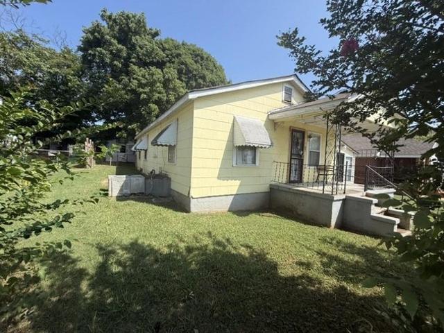 1007 SW 14th Ave, Sheffield, AL 35660