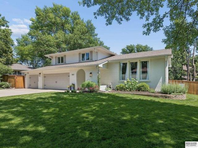 1007 S 218th St, Omaha, NE 68022