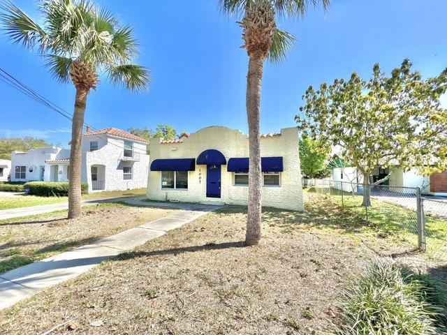 1007 S Washington Ave, Titusville, FL 32780