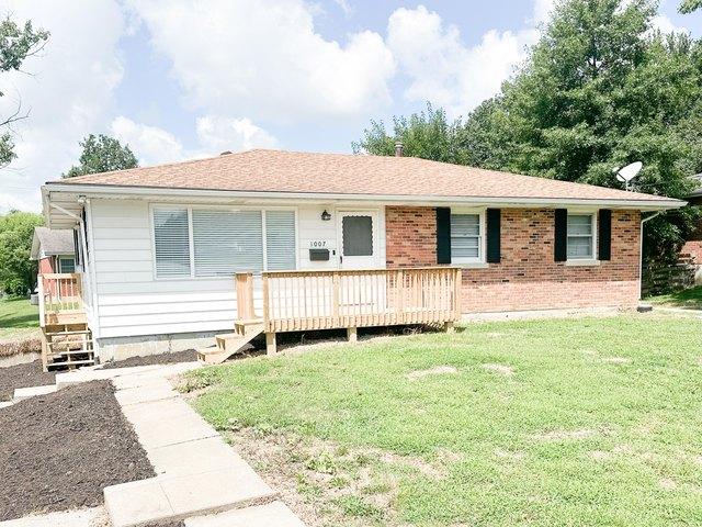 1007 Sioux Dr, Fulton, MO 65251