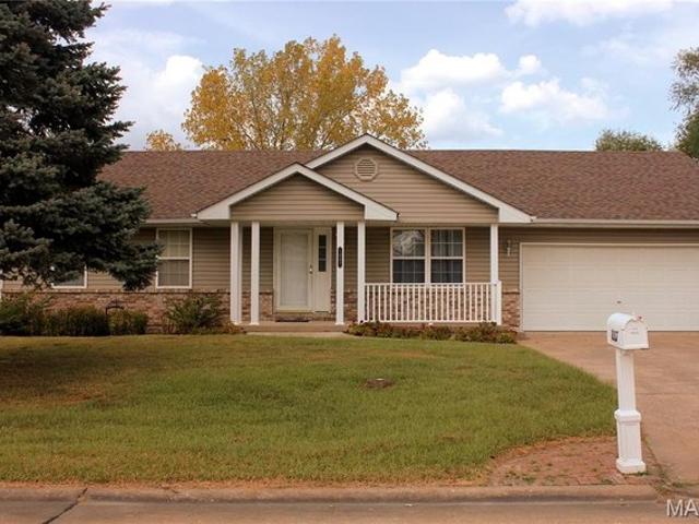 1007 Southway Dr, Bowling Green, MO 63334