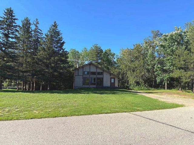 1007 Spruce Lane