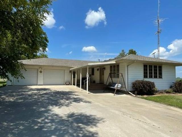 1007 th Ave, Lenox, IA 50851