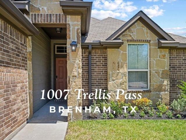 1007 Trellis Pass, Brenham, TX 77833