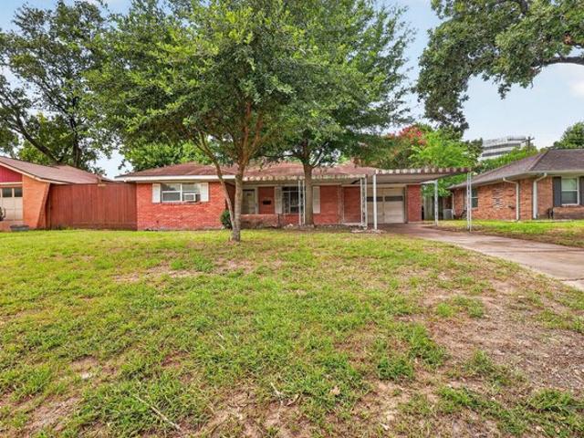1007 W 30th St, Houston, TX 77018