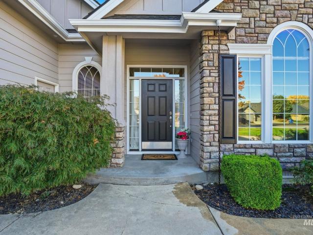 1007 W Oakhampton Drive
