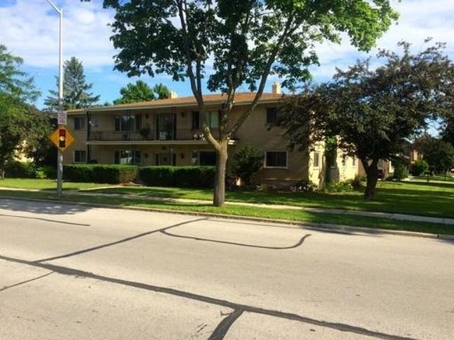 1007 W. Oklahoma EBMW 2 Bedroom Apartment for Rent at 8208 W Oklahoma Ave, West Allis, WI 53219