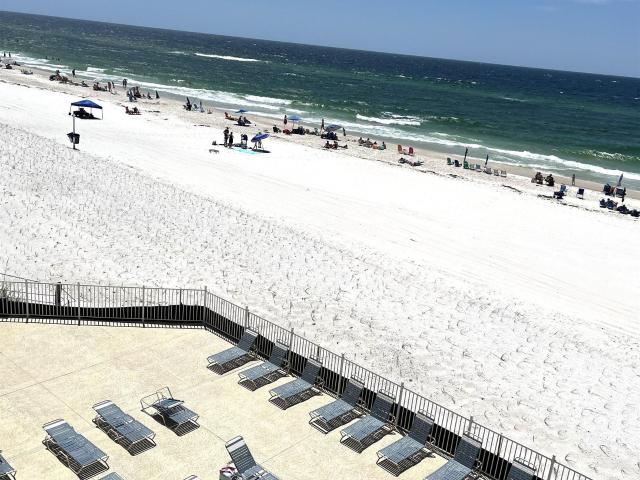 1007 WEST BEACH Boulevard 43