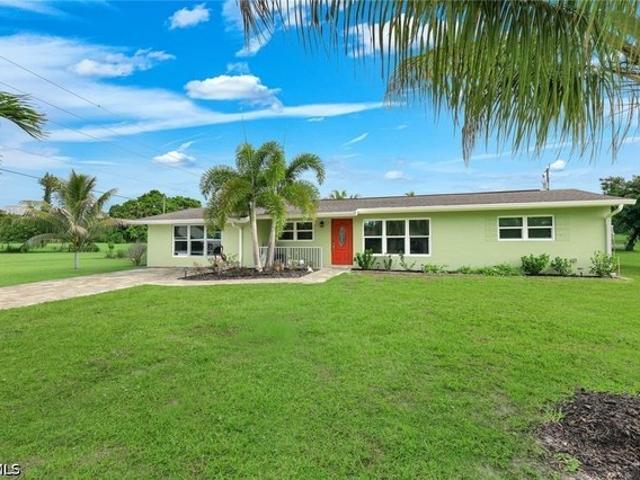 1007 Wilshire Dr, Fort Myers, FL 33919