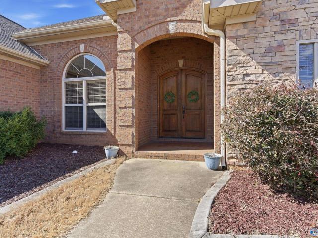 1007 Worton Grange