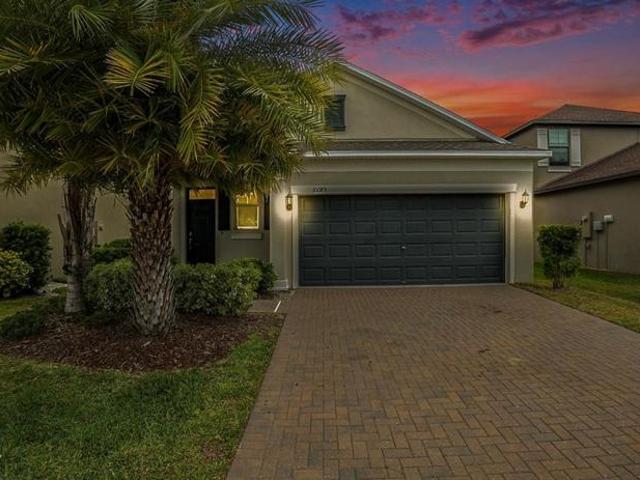 10083 Sage Creek Dr, Ruskin, FL 33573