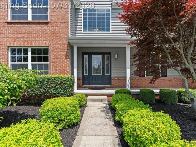 10080 Rolling Pines Drive