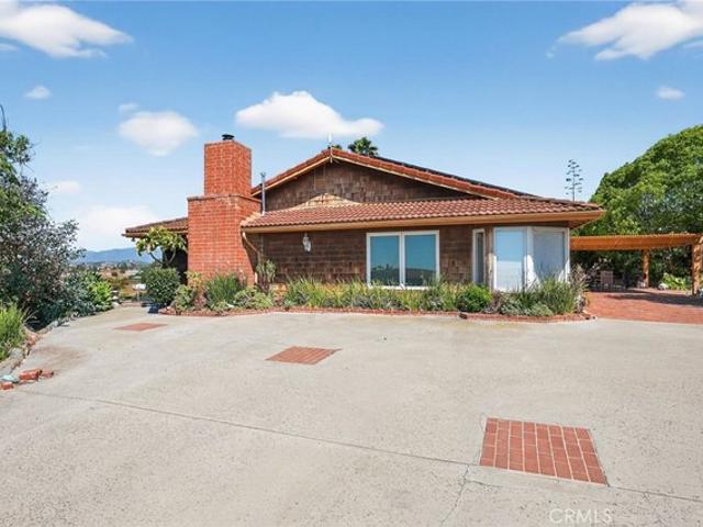 10085 W Lilac Rd, Escondido, CA 92026