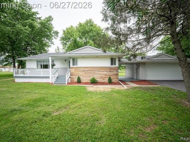 10086 N Lewis Rd, Thetford Township, MI 48420