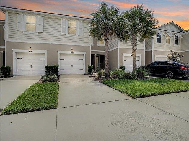1008 Mango Ct, Oldsmar, FL 34677