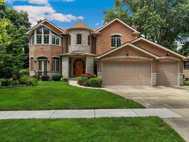 1008 Meadow Rd, Northbrook, IL 60062