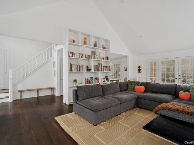 1008 Middle Line Hwy, Sag Harbor, NY 11963 | MLS #947904 | Compass
