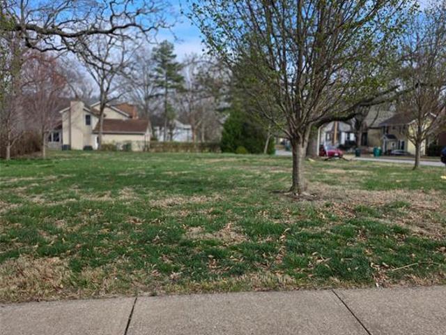 1008 N Bompart Ave, Lot C, Webster Groves, MO 63119 | MLS #26015 | Compass