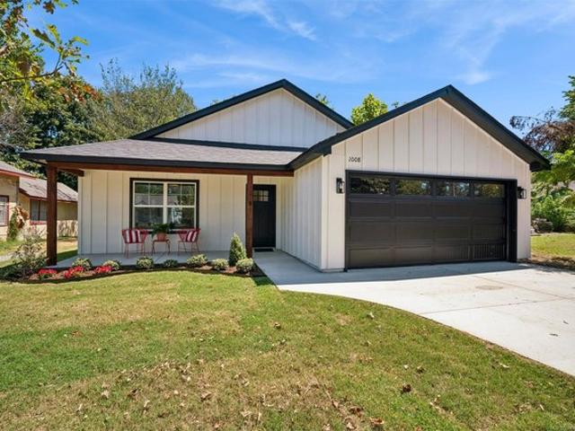 1008 N Sioux Ave, Claremore, OK 74017