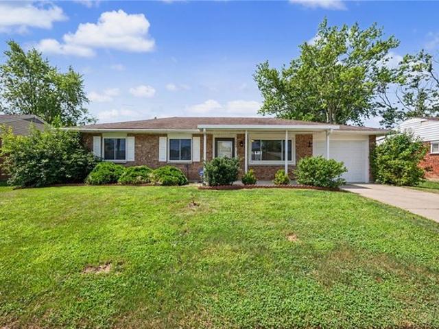 1008 New Mexico Dr, Xenia, OH 45385