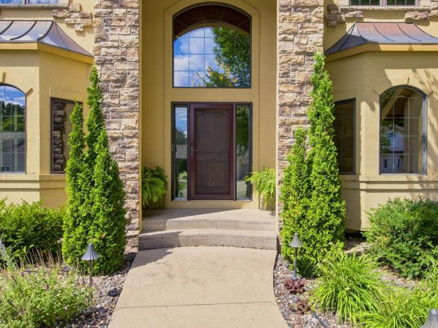 1008 Newhall Drive