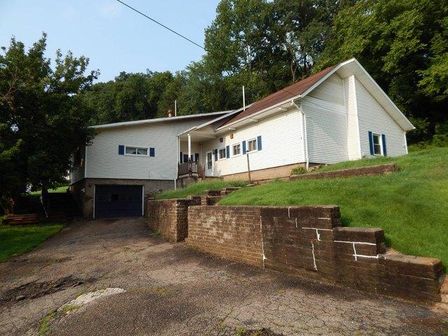 1008 Oakwood Ter, Saint Marys, WV 26170