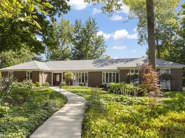 1008 Anne Rd, Naperville, IL 60540