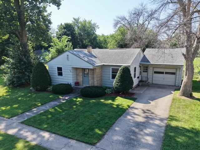1008 Boxelder St, Mountain Lake, MN 56159