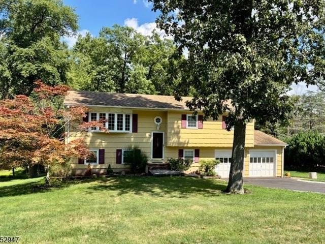 1008 Carteret Rd, Bridgewater Twp, NJ 08807