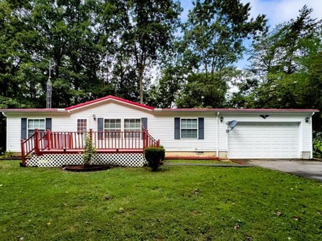 1008 Chestnut Grove Rd, Jackson, OH 45640