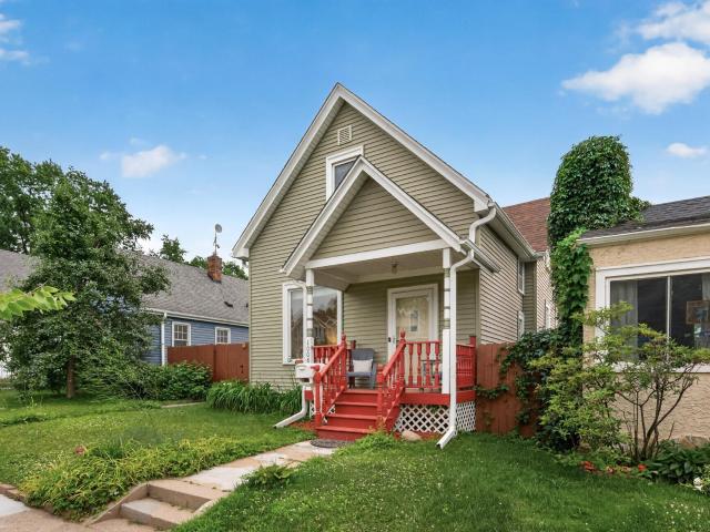 1008 Cook Avenue E