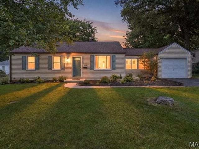 1008 Etherton Dr, Saint Louis, MO 63126