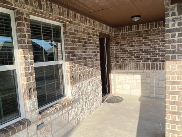 1008 Eva Drive