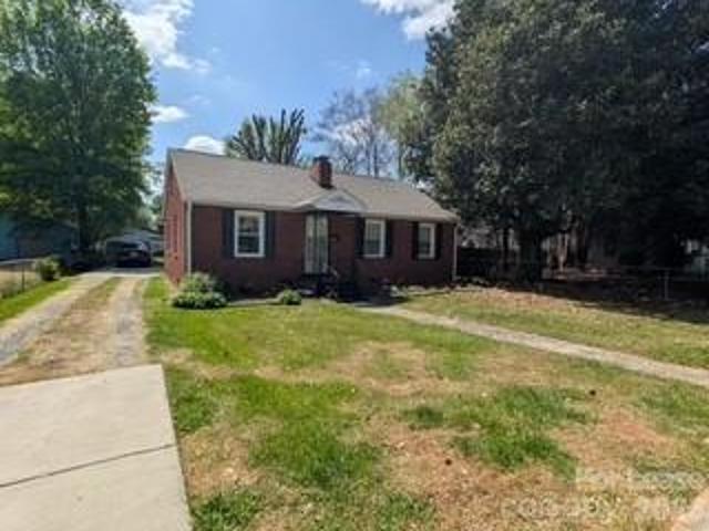 1008 E 36th St, Charlotte, NC 28205 | MLS #4365 | Compass