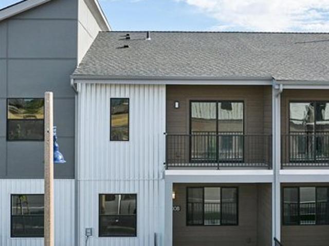 1008 E 4th Ave Unit 104, Post Falls, ID 83854