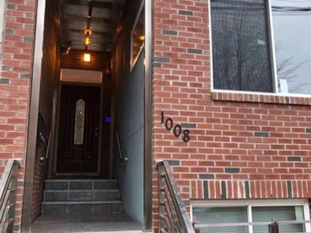 1008 Green St, Philadelphia, PA 19123