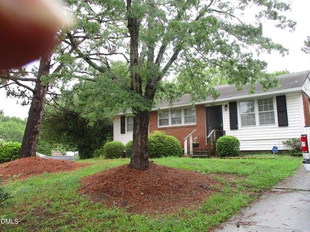 1008 Hadley Rd, Raleigh, NC 27610