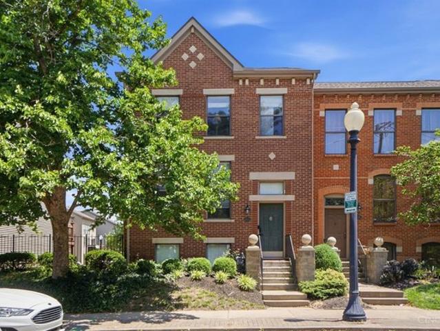 1008 John St, Cincinnati, OH 45203