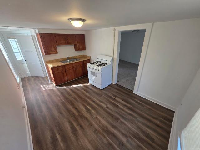 1008 Kavanaugh Boulevard # 4